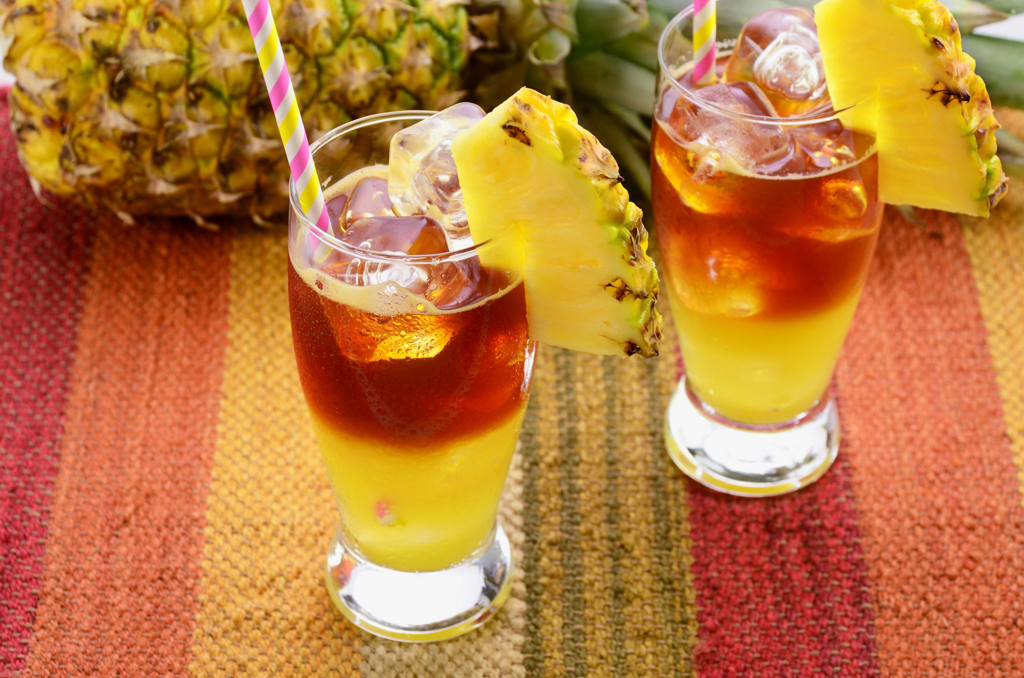 The Perfect Way to Keep Drinks Ice Cold for Your Summer Party ...