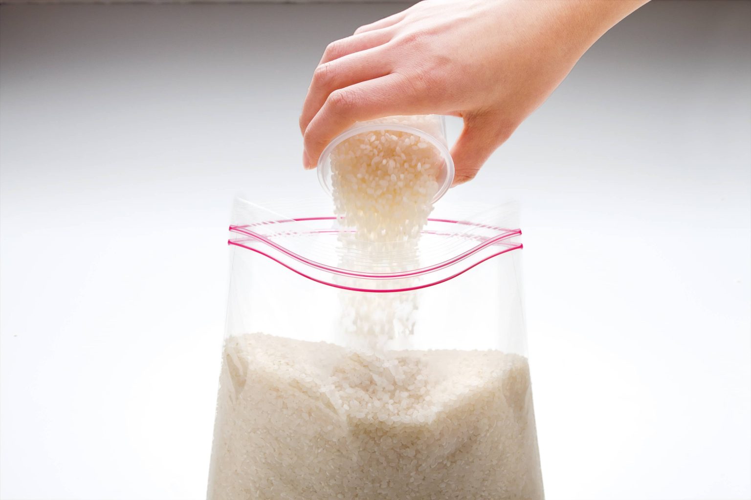 Tips on How to Store Rice (Before and After Cooking) - Zojirushi Food ...