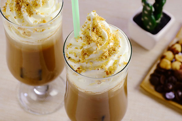 Hazelnut Iced Mocha | Zojirushi.com