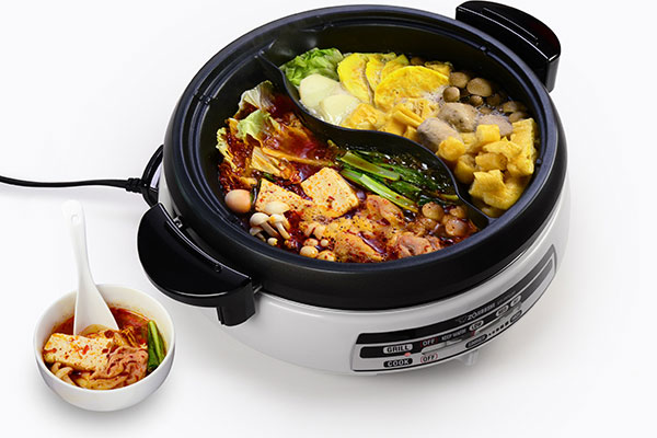 Yin Yang Hot Pot: Sichuan Hot Pot | Zojirushi.com